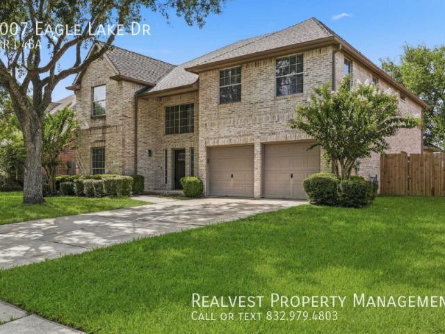 4 BR, 3.5 BA Apartment 3007 Eagle Lake Dr, Pearland, TX 77581