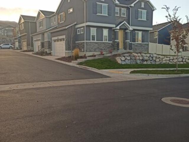 4 BR, 3.5 BA Apartment 3031 South Willow Creek Drive, Saratoga Springs, UT 84045