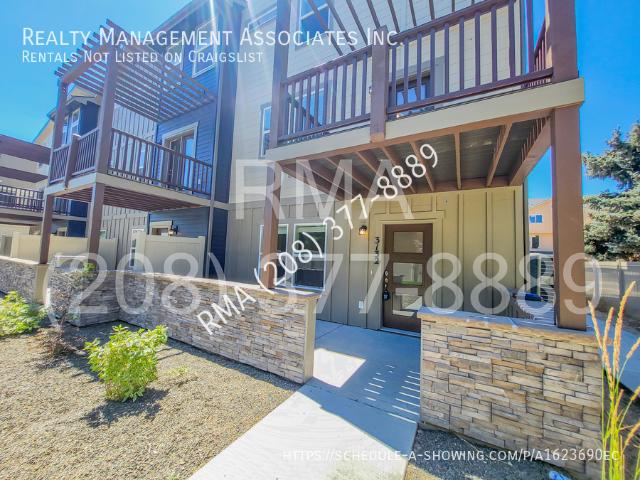 4 BR, 3.5 BA Apartment 3132 N Network Ln, Boise, ID 83704