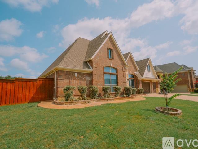 4 BR, 3.5 BA Apartment 3240 Paseo, Grand Prairie, TX 75054