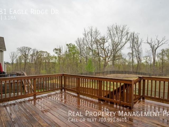 4 BR, 3.5 BA Apartment 3581 Eagle Ridge Dr, Woodbridge, VA 22191