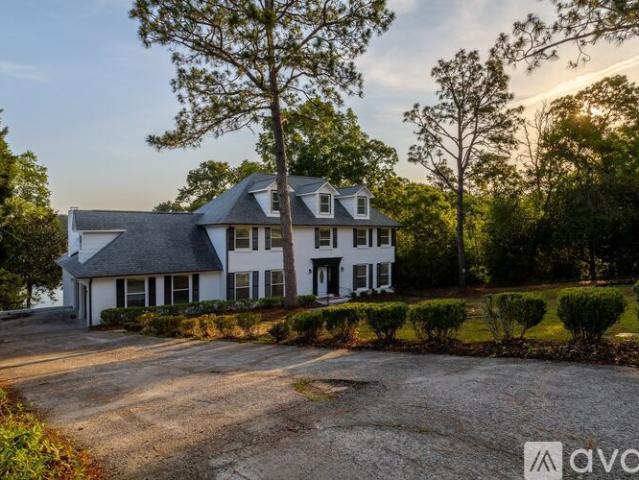 4 BR, 3.5 BA Apartment 405 Park Lake Circle, Columbia, SC 29223