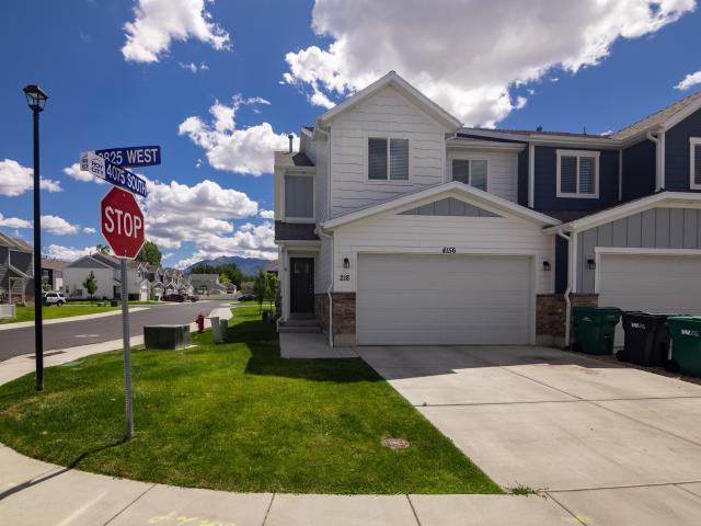 4 BR, 3.5 BA Apartment 4156 S 2825 W #218 1, Roy, UT 84067