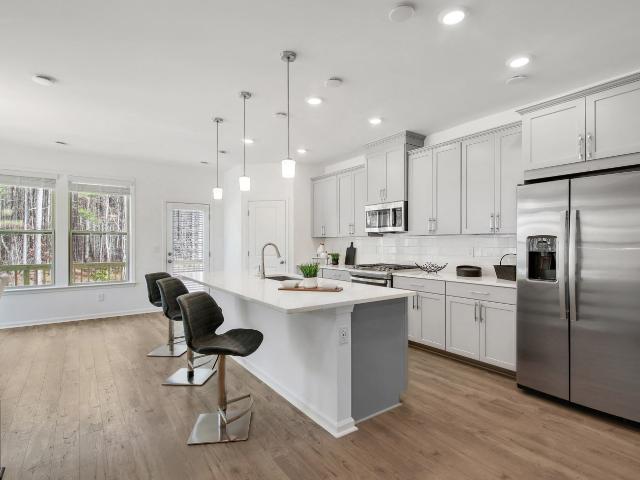 4 BR, 3.5 BA Apartment 4230 Pierson Trace Unit HAL1447, Suwanee, GA 30024