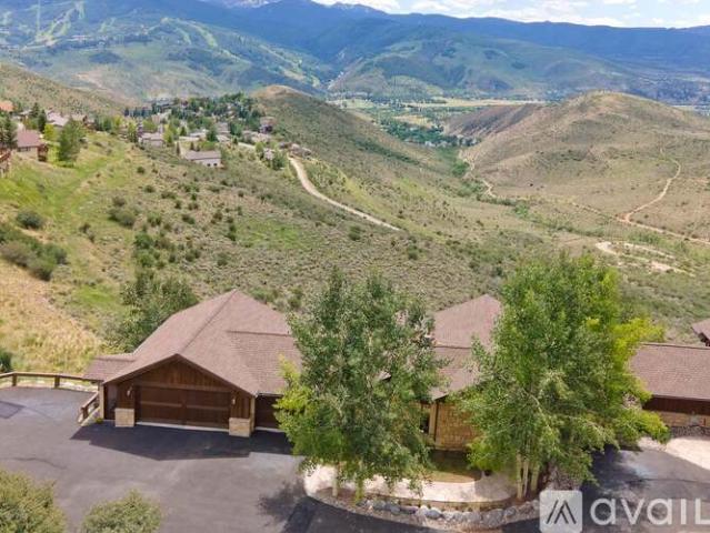4 BR, 3.5 BA Apartment 4235 West Wildridge Road, Avon, CO 81620