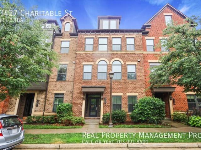 4 BR, 3.5 BA Apartment 43427 Charitable St, Ashburn, VA 20148