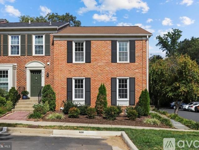 4 BR, 3.5 BA Apartment 4316 Gypsy Court, Alexandria, VA 22310