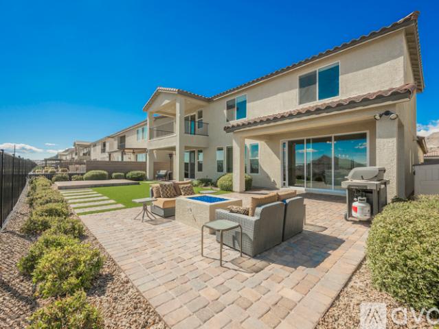 4 BR, 3.5 BA Apartment 4564 Amazing View Street, Las Vegas, NV 89129