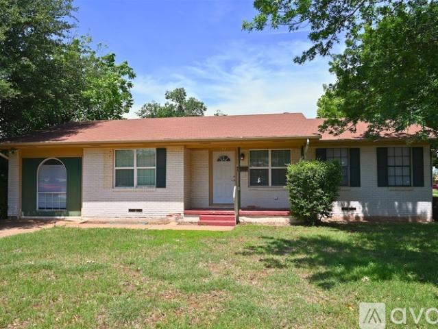 4 BR, 3.5 BA Apartment 4644 Bunny Run Dr, Wichita Falls, TX 76310