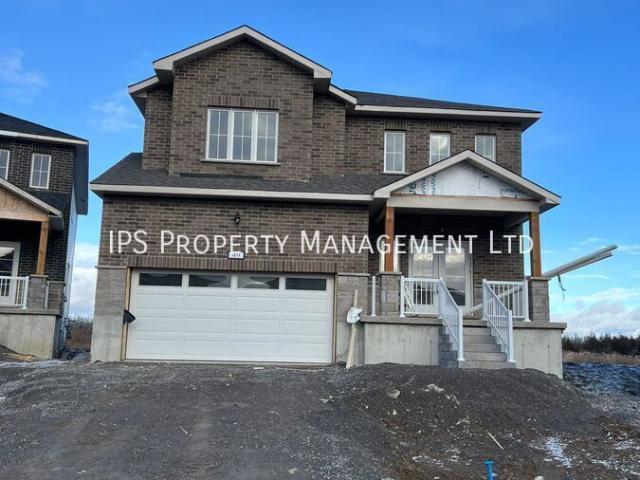 4 BR, 3.5 BA Apartment 47 Bradden Cres, Belleville, ON K8N 0T7