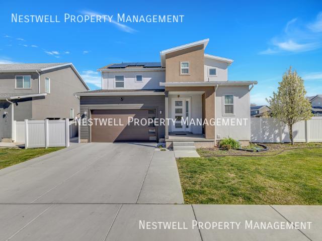 4 BR, 3.5 BA Apartment 563 E Alma Mater Ave, Salt Lake City, UT 84106