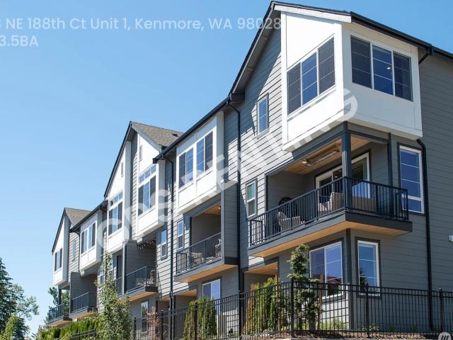 4 BR, 3.5 BA Apartment 6633 NE 188th Ct, Kenmore, WA 98028
