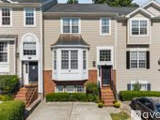 4 BR, 3.5 BA Apartment 6825 Middleboro Drive, Raleigh, NC 27612
