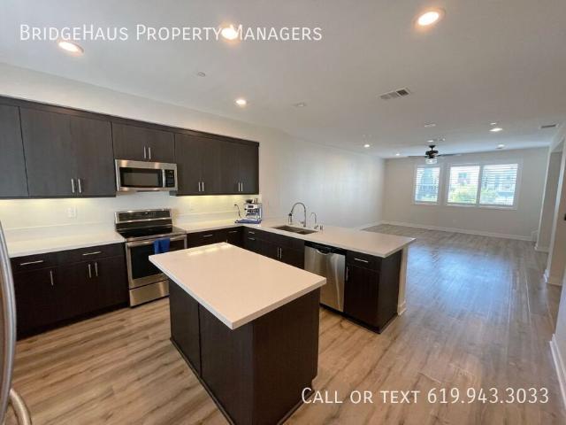 4 BR, 3.5 BA Apartment 721 Shoreline Rd, Chula Vista, CA 91910