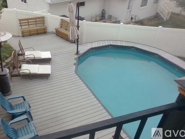 4 BR, 3.5 BA Apartment 747 East Hills Drive North, Bountiful, UT 84010
