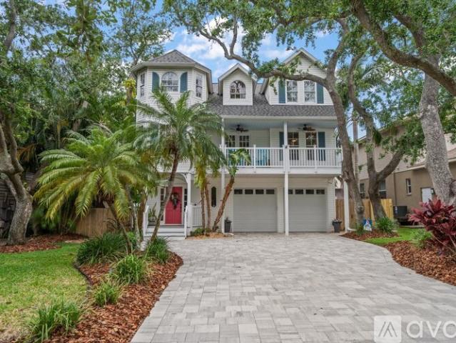 4 BR, 3.5 BA Apartment 7672 140th Street, Seminole, FL 33776