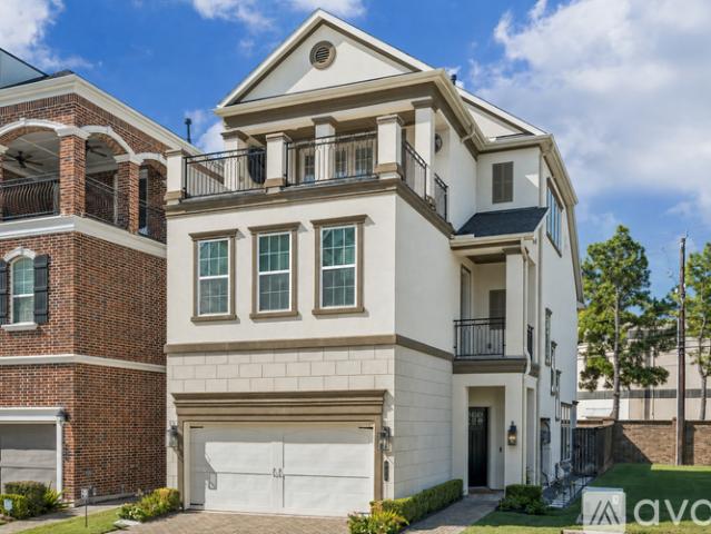 4 BR, 3.5 BA Apartment 921 Dunleigh Meadows Lane, Unit 921 Somerset Green, Houston, TX 77055
