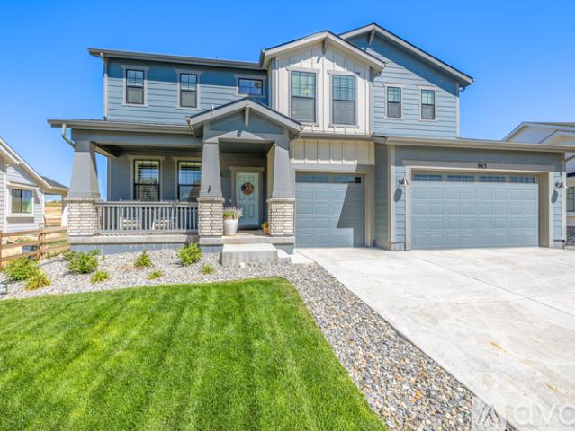 4 BR, 3.5 BA Apartment 943 West Hopkins Drive, Elizabeth, CO 80107