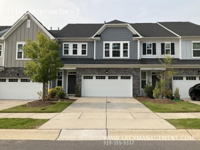 4 Br, 3 bath, Townhouse/Brownstone/RowHouse 1116 Lakebrink Dr