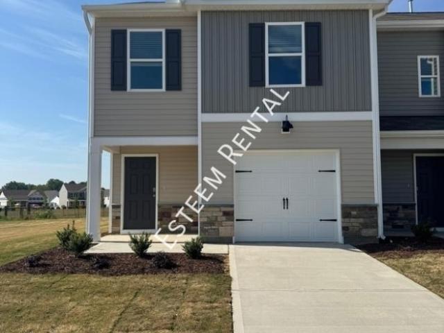 4 Br, 3 bath, Townhouse/Brownstone/RowHouse 11 Red Clover Dr