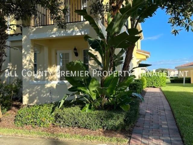 4 Br, 3 bath, Townhouse/Brownstone/RowHouse 12034 Lorenza Lane