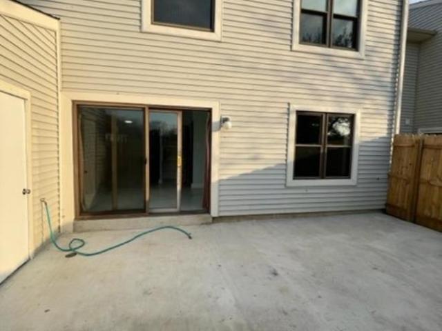 4 Br, 3 bath, Townhouse/Brownstone/RowHouse 133 Briar Ct