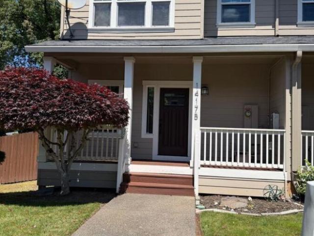4 Br, 3 bath, Townhouse/Brownstone/RowHouse 14175 Brittany Terrace