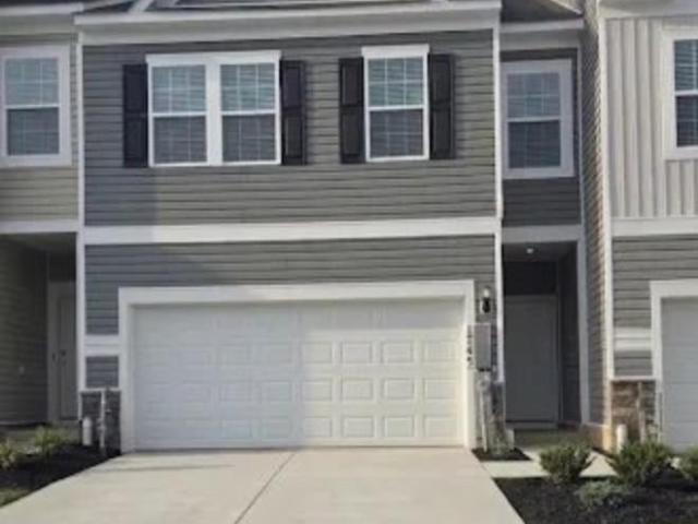4 Br, 3 bath, Townhouse/Brownstone/RowHouse 1745 Lawder Cir