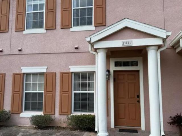 4 Br, 3 bath, Townhouse/Brownstone/RowHouse 2411 Caravelle Cir