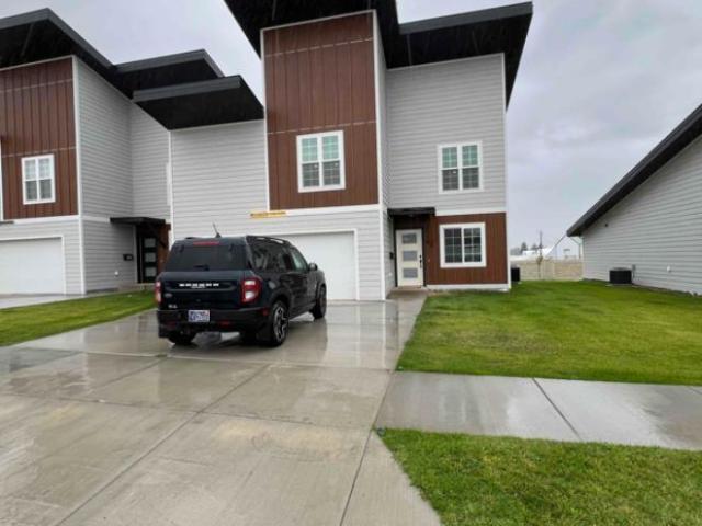 4 Br, 3 bath, Townhouse/Brownstone/RowHouse 2508 Castle Pines Dr