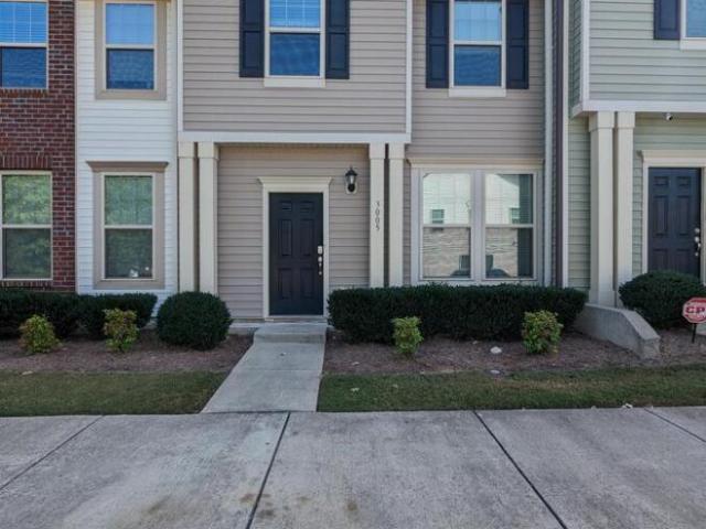 4 Br, 3 bath, Townhouse/Brownstone/RowHouse 3005 Bluegrove Rd