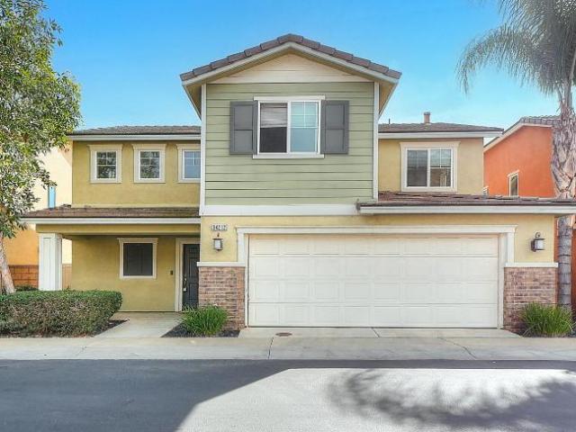 4 Br, 3 bath, Townhouse/Brownstone/RowHouse 34212 Woodmont