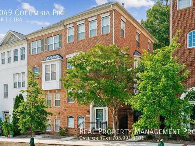 4 Br, 3 bath, Townhouse/Brownstone/RowHouse 4049 Columbia Pike