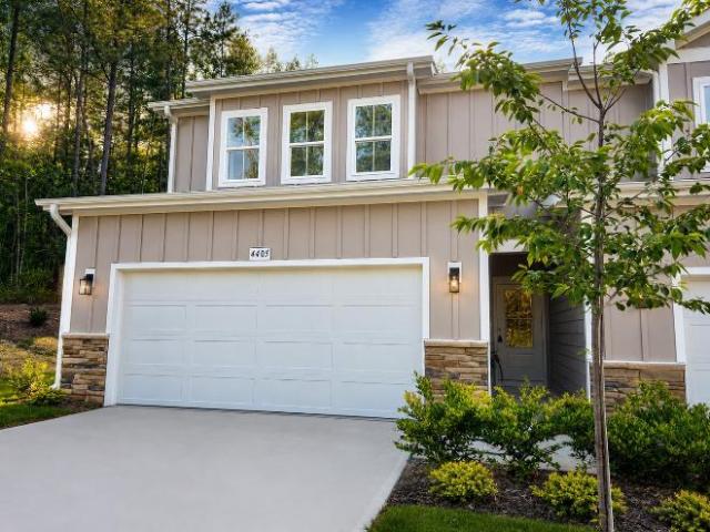 4 Br, 3 bath, Townhouse/Brownstone/RowHouse 4405 Dominion Crst Dr