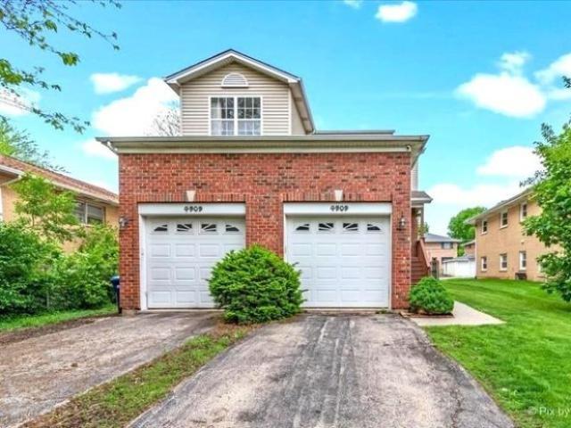 4 Br, 3 bath, Townhouse/Brownstone/RowHouse 4909 Spencer Ave