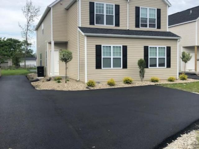 4 Br, 3 bath, Townhouse/Brownstone/RowHouse 628 Davis St