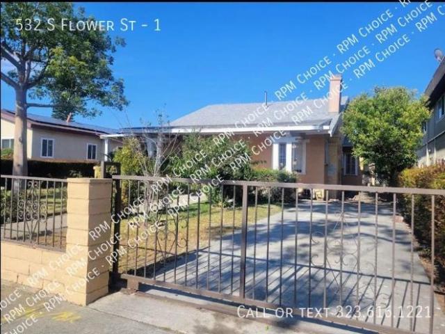 4 Br, 3 bath, Condo 532 S Flower St