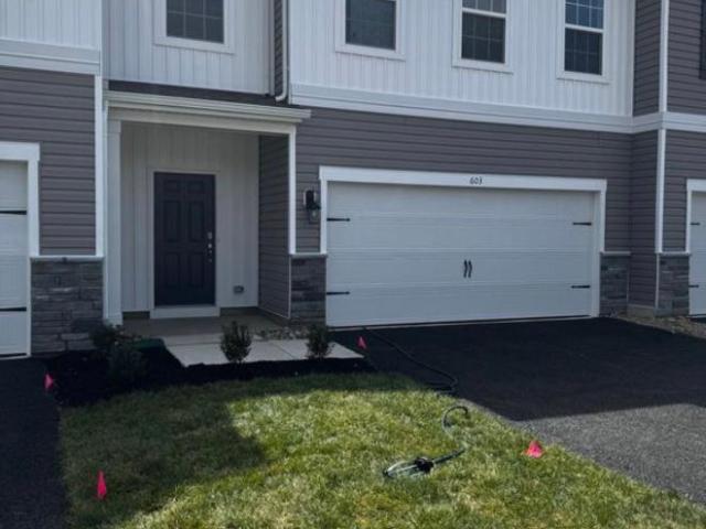 4 Br, 3 bath, Condo 603 Scotty Blvd
