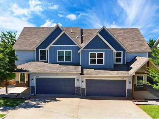 4 Br, 3 bath, Condo 604b Nw 175th St