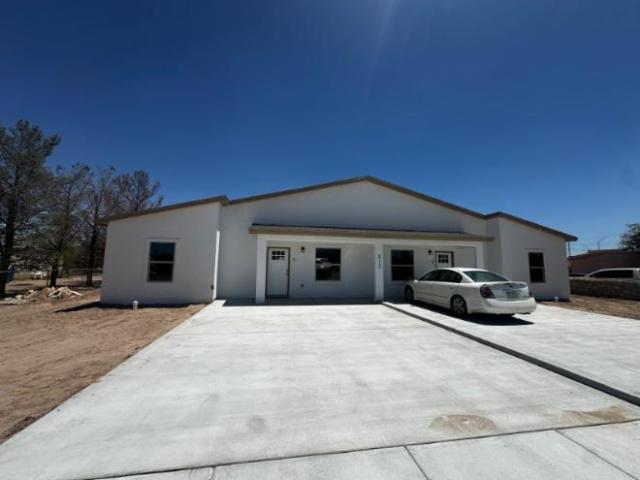 4 Br, 3 bath, Condo 612 Hesse