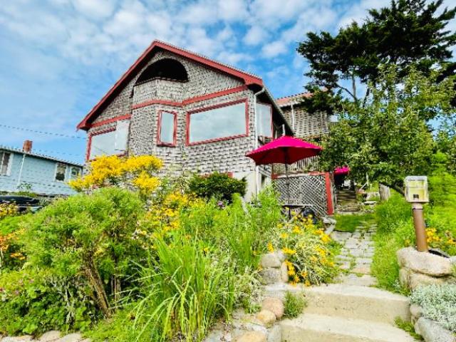 4 Br, 3 bath, Condo 88 Witham St