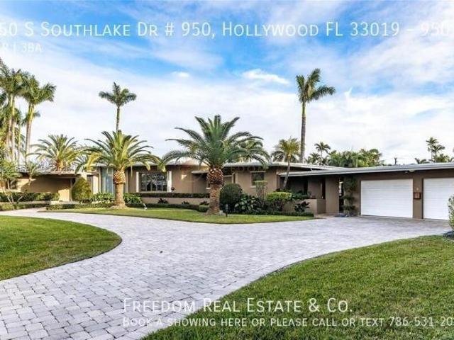 4 Br, 3 bath, Condo 950 S Southlake Dr
