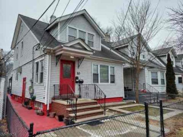 4 Br, 3 bath, Condo 10 Maolis Avenue