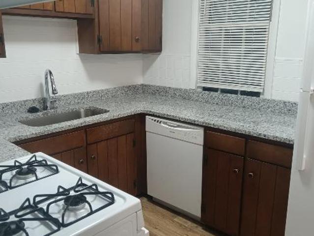 4 Br, 3 bath, Condo 1129 Rodman Street