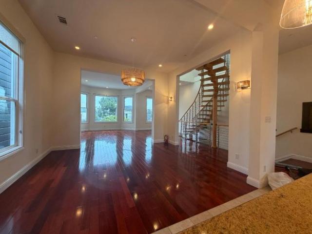4 Br, 3 bath, Condo 2577 Post St