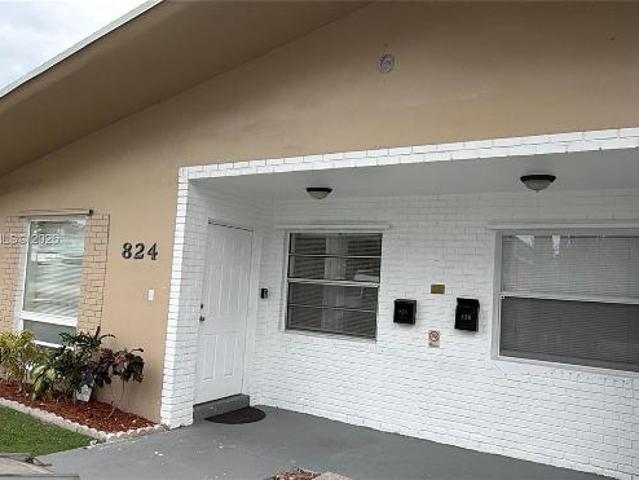 4 Br, 3 bath, Other 824 SW 12th Ct