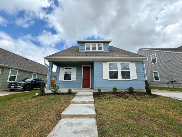 4 Br, 3 bath, Single Family Cherry Blossom Lane 207