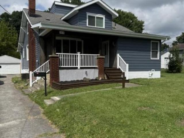4 Br, 3 bath, Single Family Home 188 Meadowbrook Ave