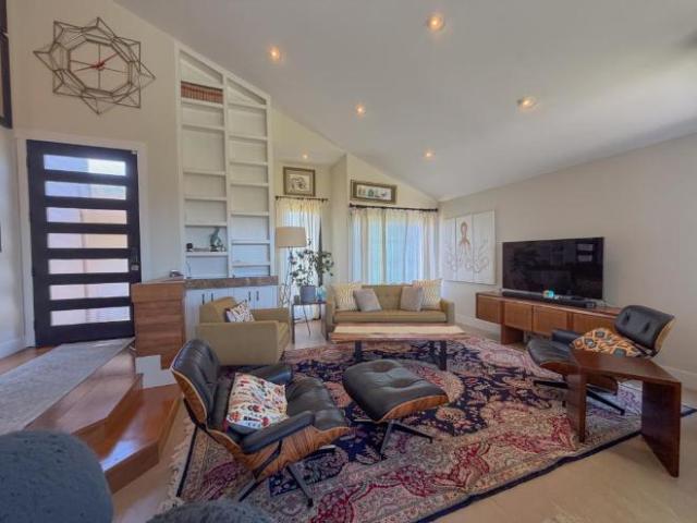 4 Br, 3 bath, Single Family Home 25651 Del Norte