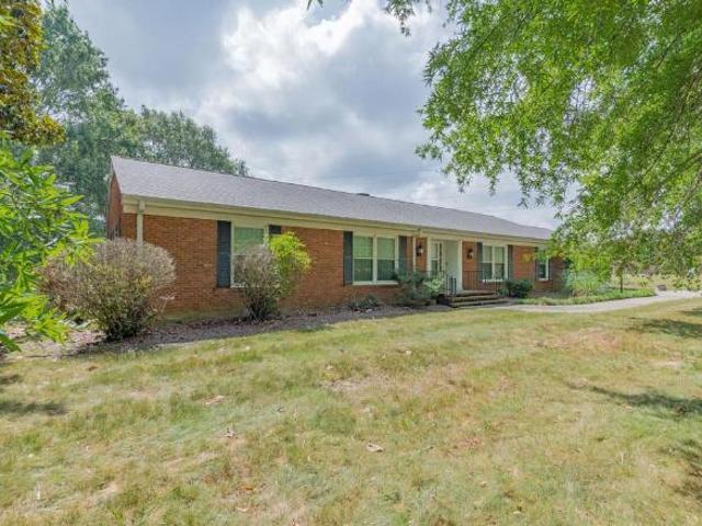 4 Br, 3 bath, Single Family Home 4469 Rehobeth Church Rd
